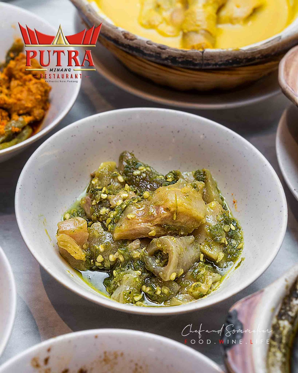 Putra Minang | Chef and Sommelier | See's Bakes | Private Dining ...